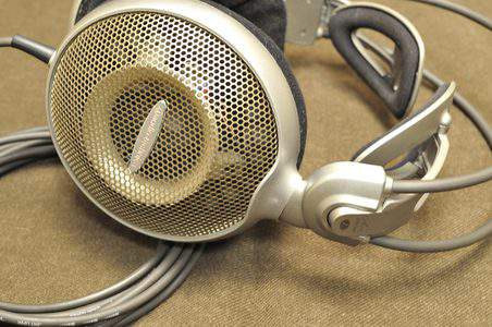 Audio Input vs Audio Output (3 Things You Should Know) – Home Studio ...