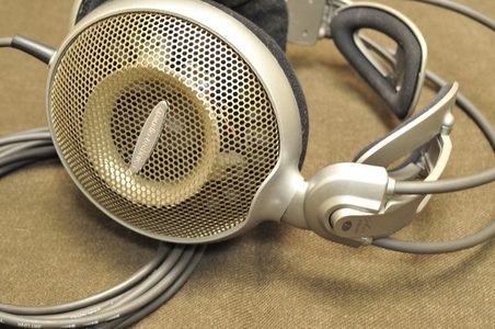 Audio Input vs Audio Output (3 Things You Should Know) – Home Studio ...